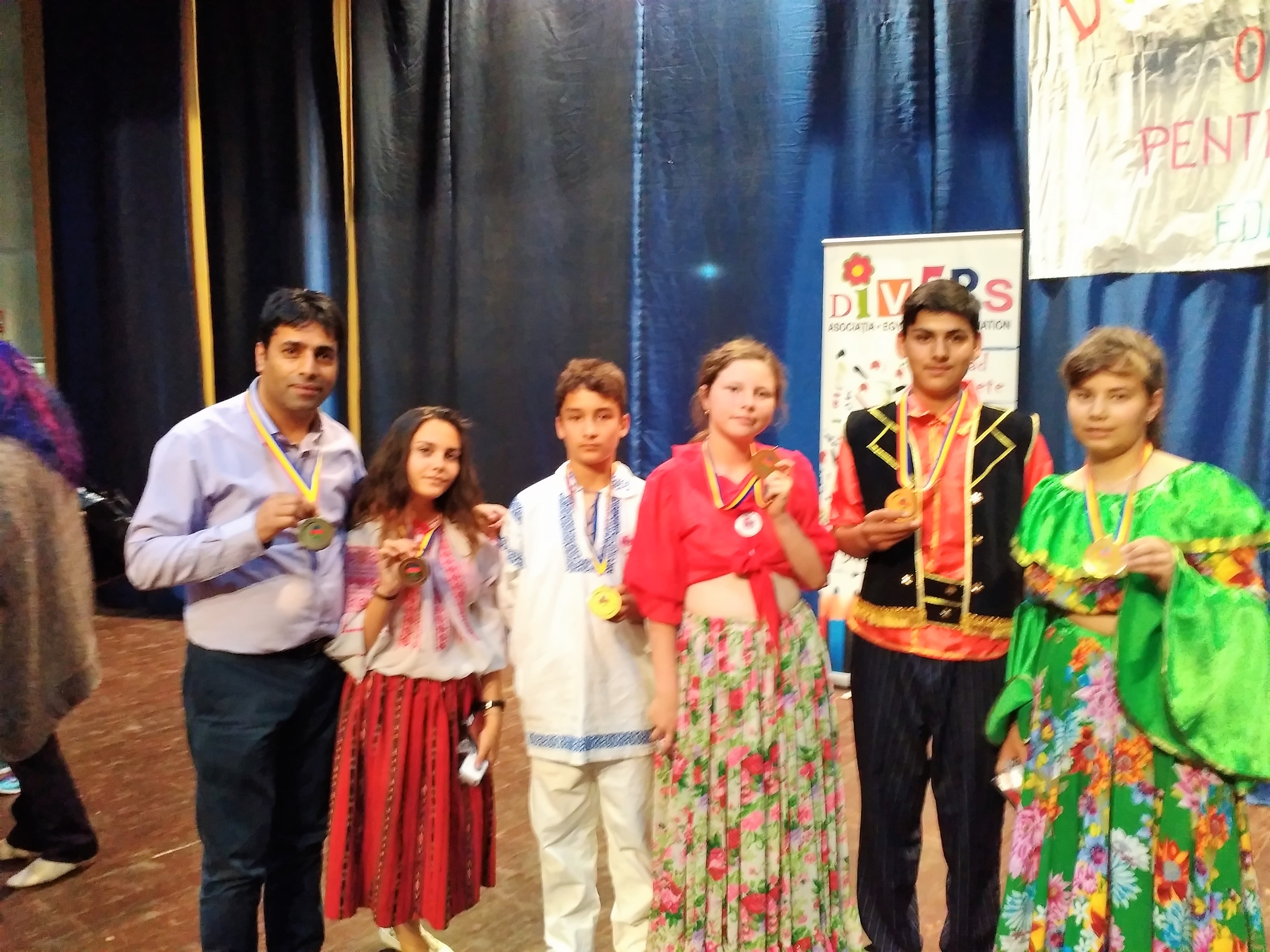 Premiu de orginalitate pentru păpușile marionete – Asociația Mâini Întinse